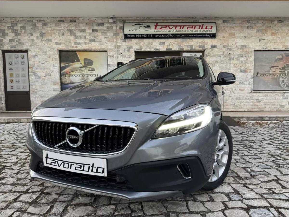 Volvo V40 Cross Country - Usado - 18500€ - SUV e TT - Automática ...