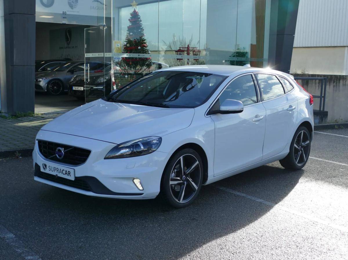 Volvo V40 - Usado - 10990€ - Familiar - Manual - 199000 Kms - 2015 ...