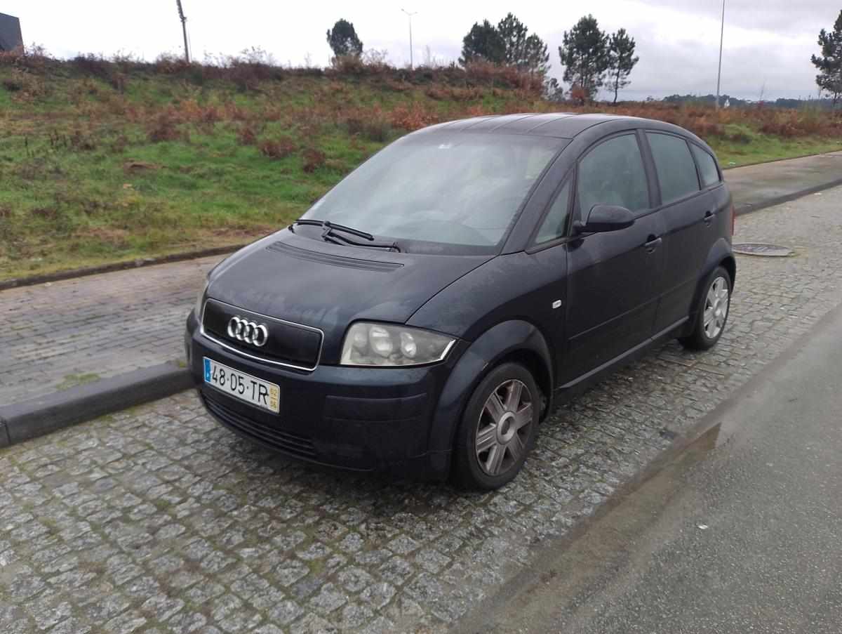 Audi A2 - Usado - 2900€ - Familiar - Manual - 278000 Kms - 2002 - Pisca ...